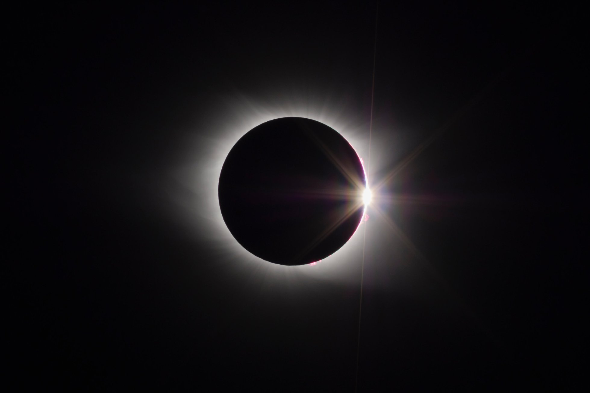 Butterflies and a Solar Eclipse in the Montes Universales